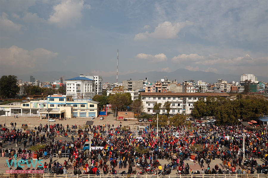 भीडभाडले बढाउँदै छ कोरोना संक्रमणको त्रास (फोटो फिचर) | Nepal Views: Voices, Perspectives ...
